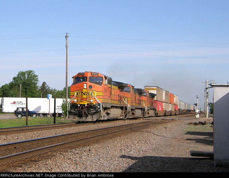 BNSF 5445 East
